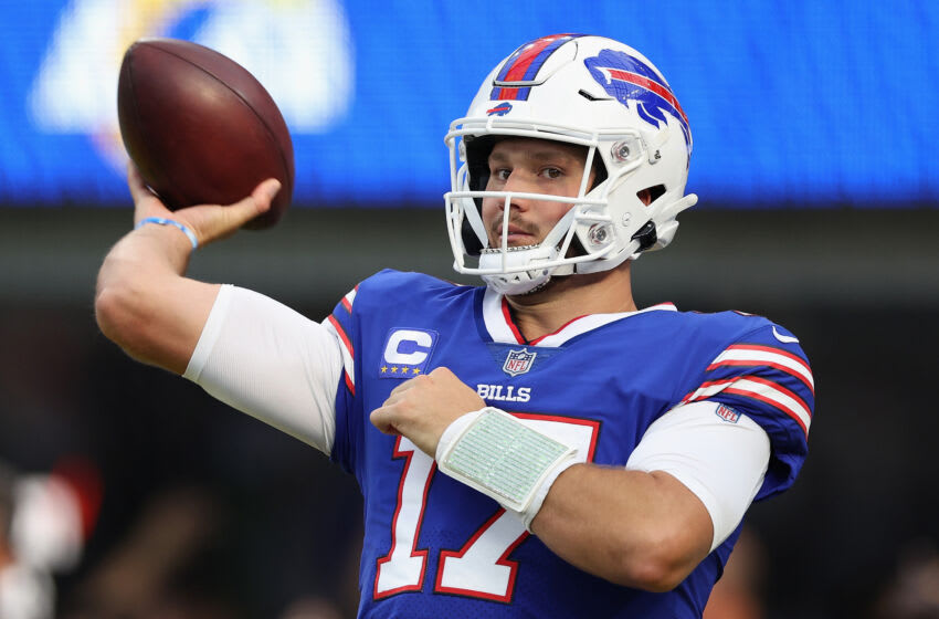 Josh Allen finds Gabe Davis for Buffalo Bills first TD of the 2022 season