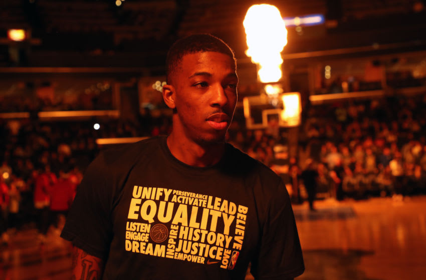 Dallas Mavericks: Should fans worry about Delon Wright’s injury?