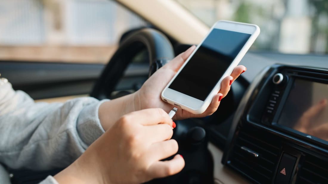 10 Simple Tricks for Charging Your Smartphone Faster