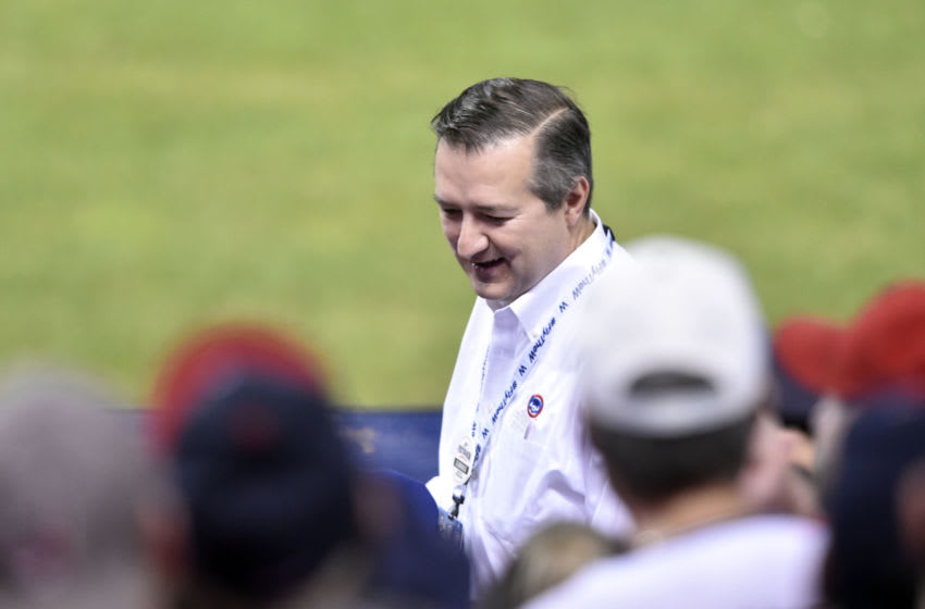 Cubs News: 2020 postseason collapse leaves Tom Ricketts with a decision