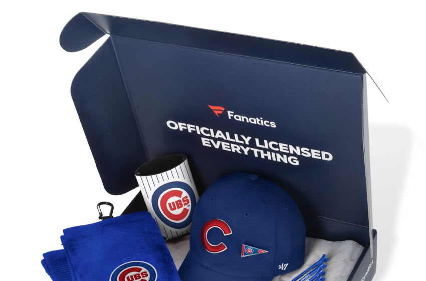 Chicago Cubs: Show off your pride on the golf course with a gift box