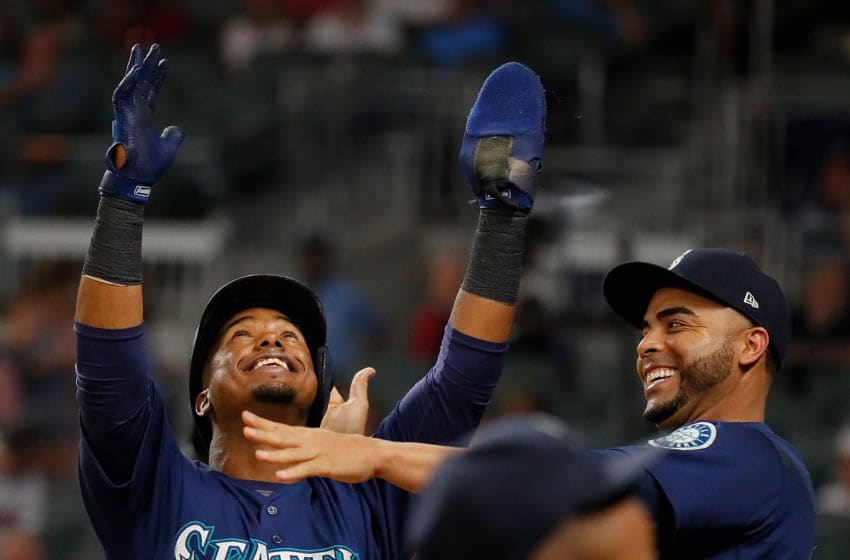Mariners enter huge weekend series a .5 game back