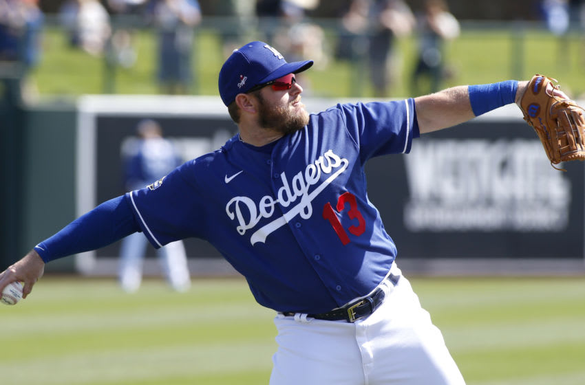 Dodgers Briefing: New batter’s eye, injury updates, Chico mania