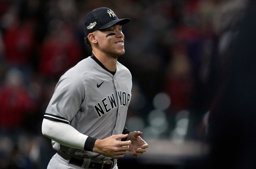 Bob Costas obsessed with Yankees fans booing Aaron Judge in ALDS