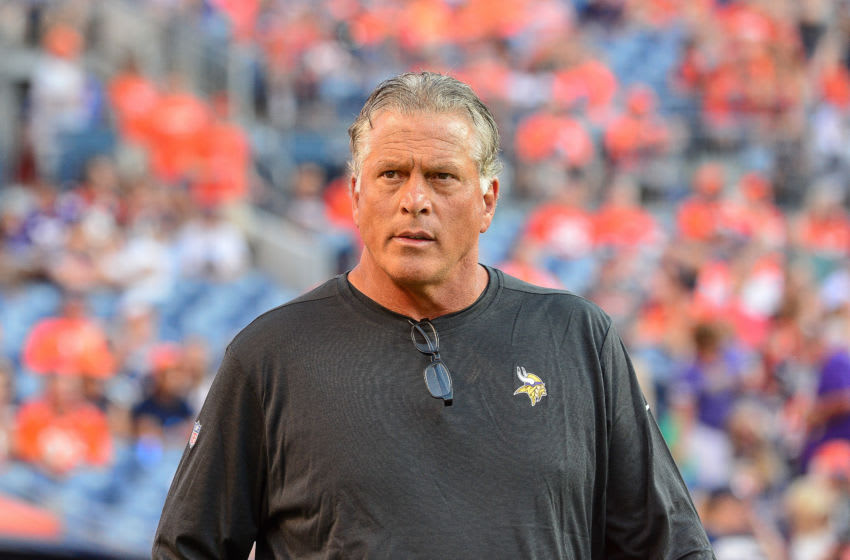 Why Chicago Bears tight ends coach Clancy Barone is perfect for Cole Kmet