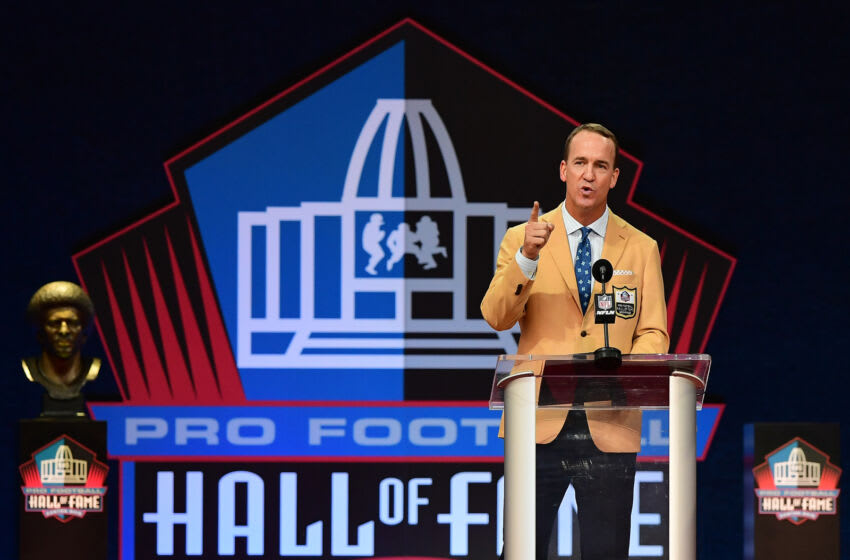 Miami Dolphins: Jimmy Johnson regrets not trading for Peyton Manning