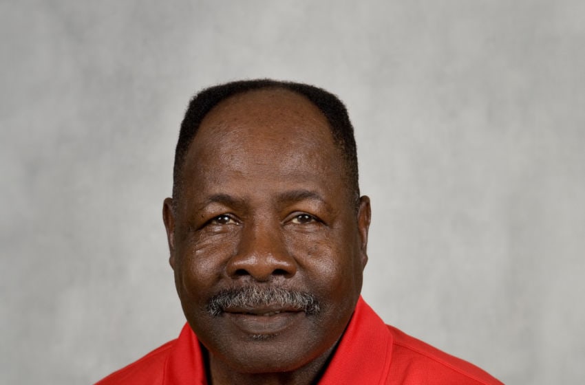 Emmitt Thomas earns respect from entire NFL after retirement