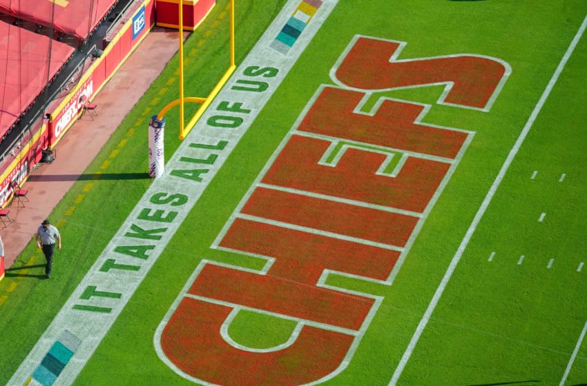 KC Chiefs have reportedly signed offensive tackle Wyatt Miller