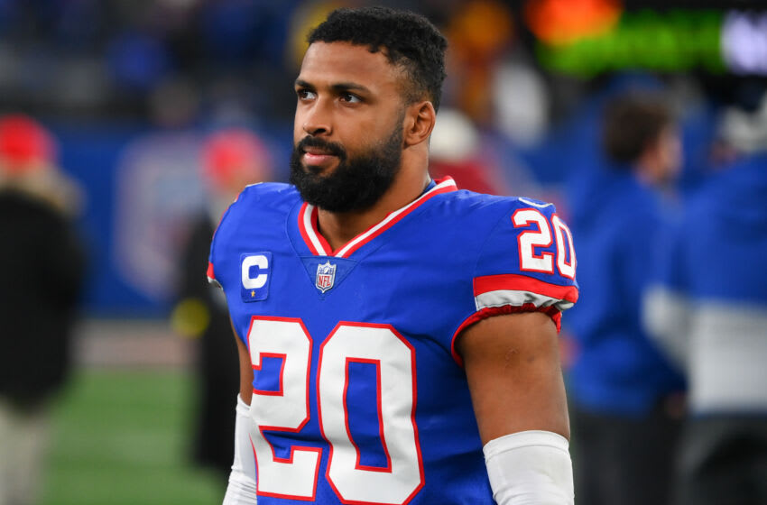 Eagles legend Brandon Graham ends Julian Love’s 15 minutes of fame