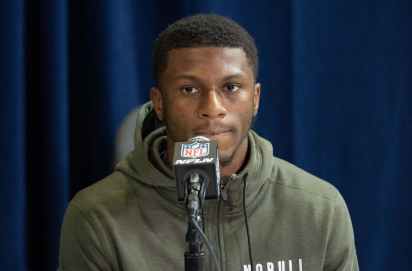 Nic Jones faces double-edged opportunity with Kansas City Chiefs