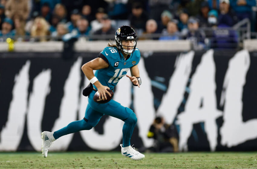 NFL officials miss major call during Jags. vs. Chiefs game