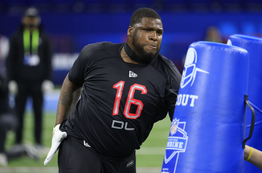 Washington Commanders draft Phidarian Mathis: Grading the pick