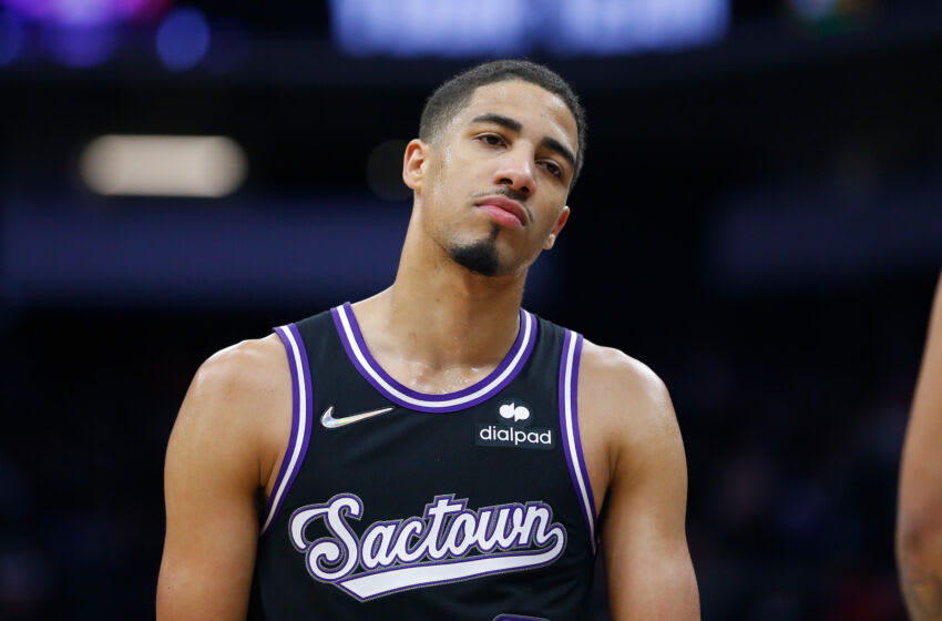 Kings fans react to Tyrese Haliburton-Domantas Sabonis trade