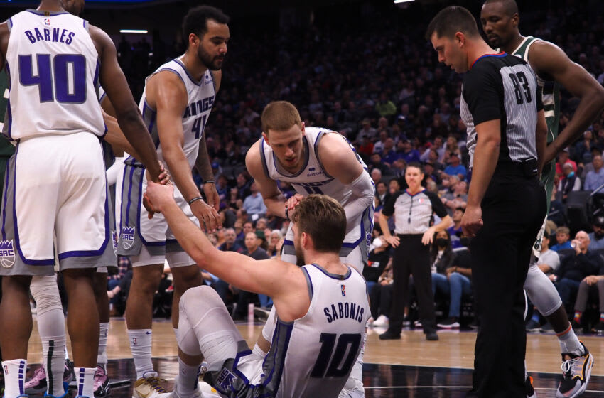 5 roster moves the Sacramento Kings need to make this offseason