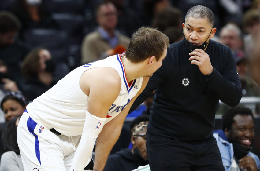 The LA Clippers should mimic the Lakers’ strategy with Russell Westbrook