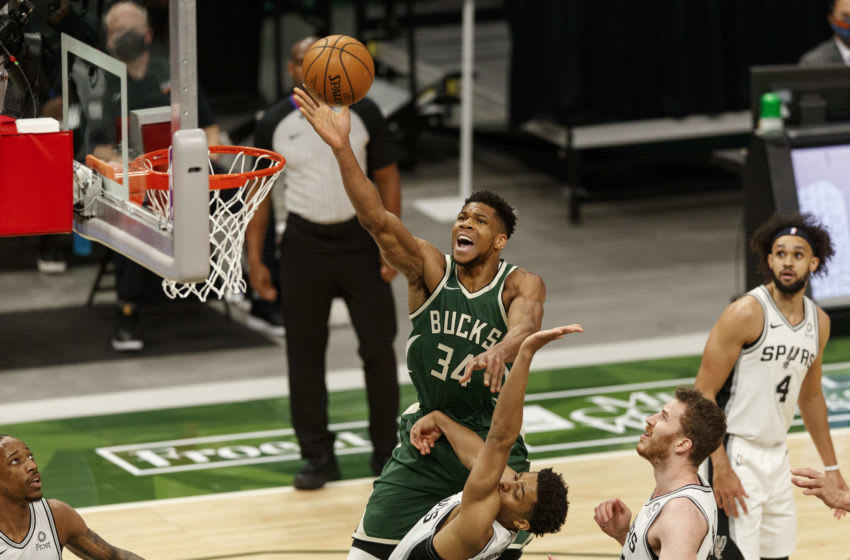 Milwaukee Bucks: Three stars of the week as win streak rises to six games