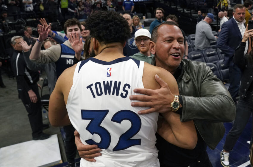 KAT’s back with claws out in a Timberwolves Target Center classic