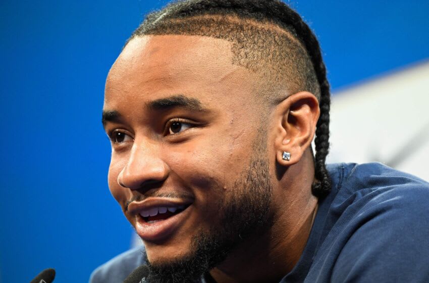 A Chelsea lineup by top flight league appearances in 4-2-3-1 formation