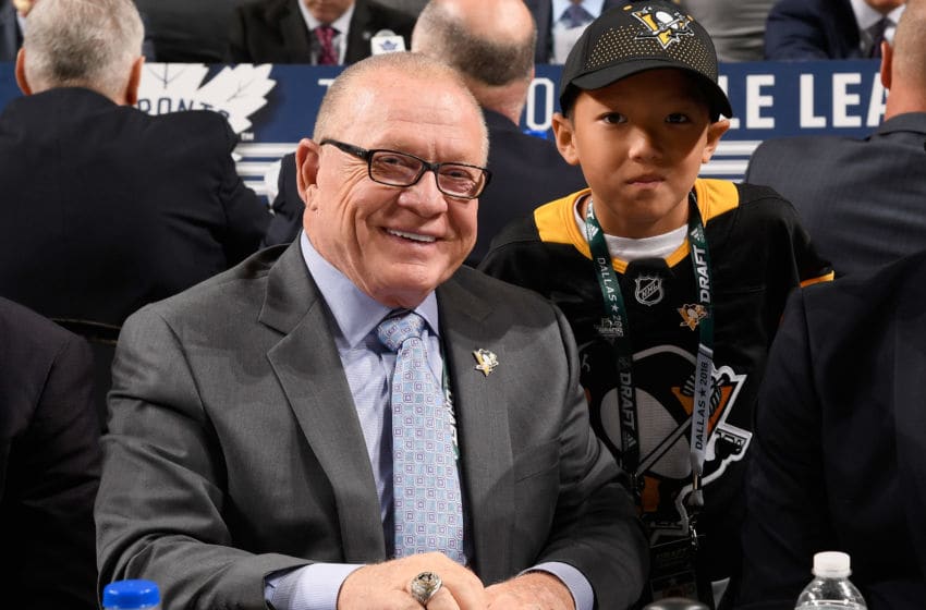 Pittsburgh Penguins sign general manager Jim Rutherford to extension