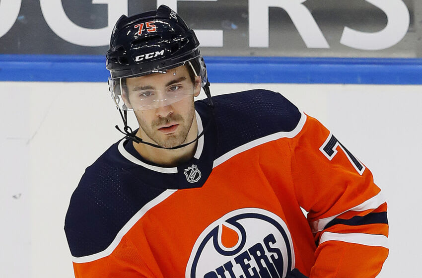 Edmonton Oilers: Evan Bouchard starts Hot in Playoffs