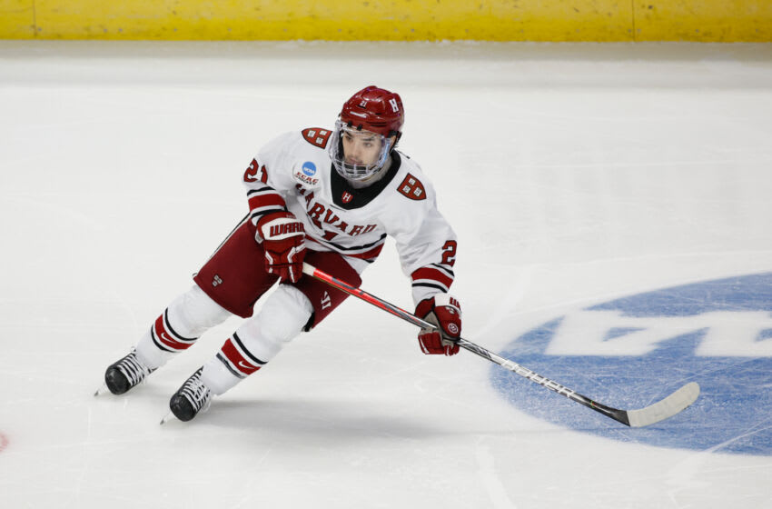 Canadiens Prospect Sean Farrell Signs His ELC