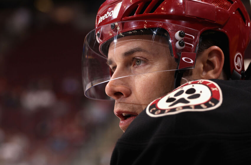 Arizona Coyotes Throwback Thursday: Ray Whitney