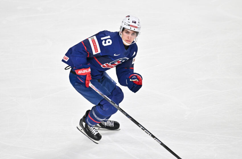 Detroit Red Wings prospect Red Savage transfers to Michigan State