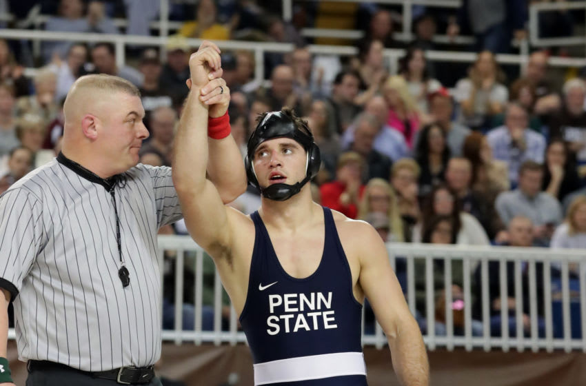 Penn State Wrestling powers past Rutgers 27-11: Full results