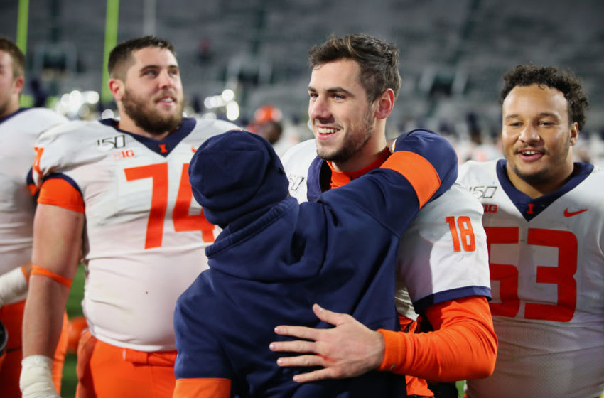 Illinois Football: Brandon Peters’ return at QB provides boost for Illini
