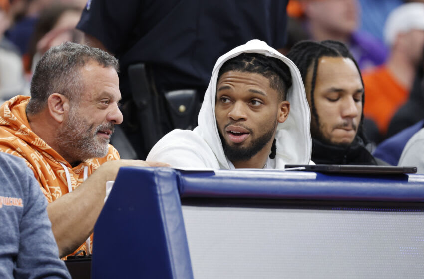 Syracuse Orange: Before Final Four, Adam Weitsman does beautiful deed