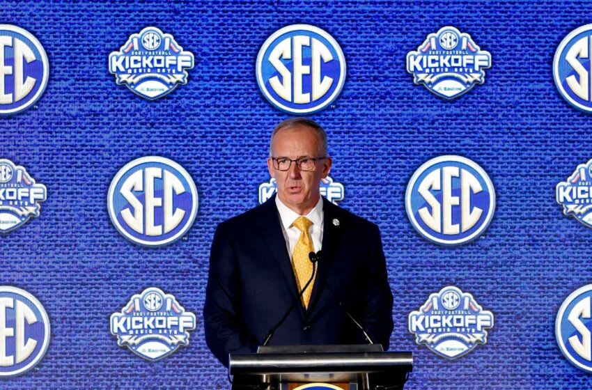 SEC Football: Scrapping divisions only real progress at SEC Spring Meeting