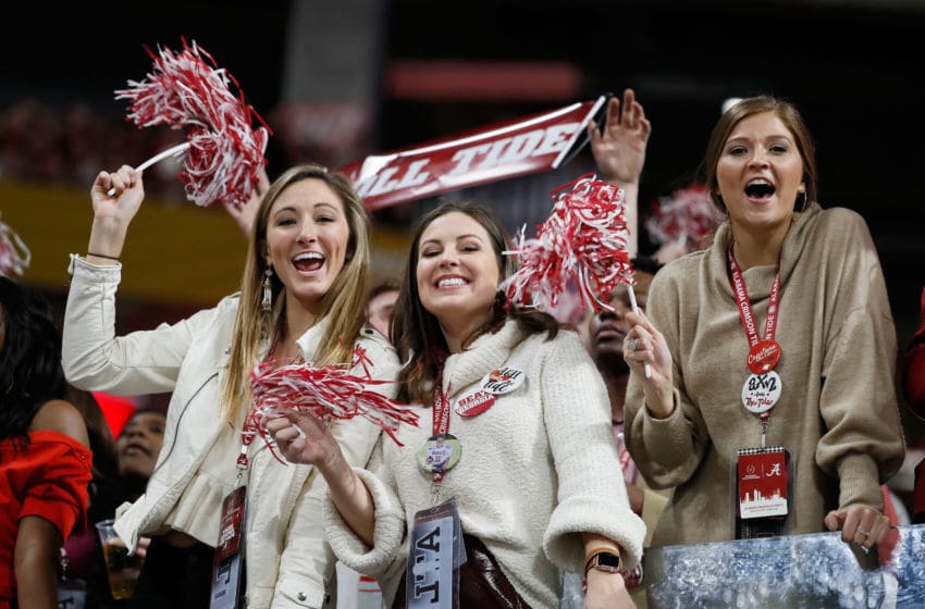 Alabama Football: 3 reasons why the Crimson Tide have the best fans