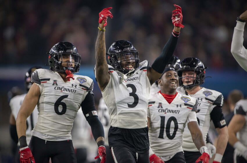 Cincinnati Football: Bearcats receive commitment from 2024 3-star ...
