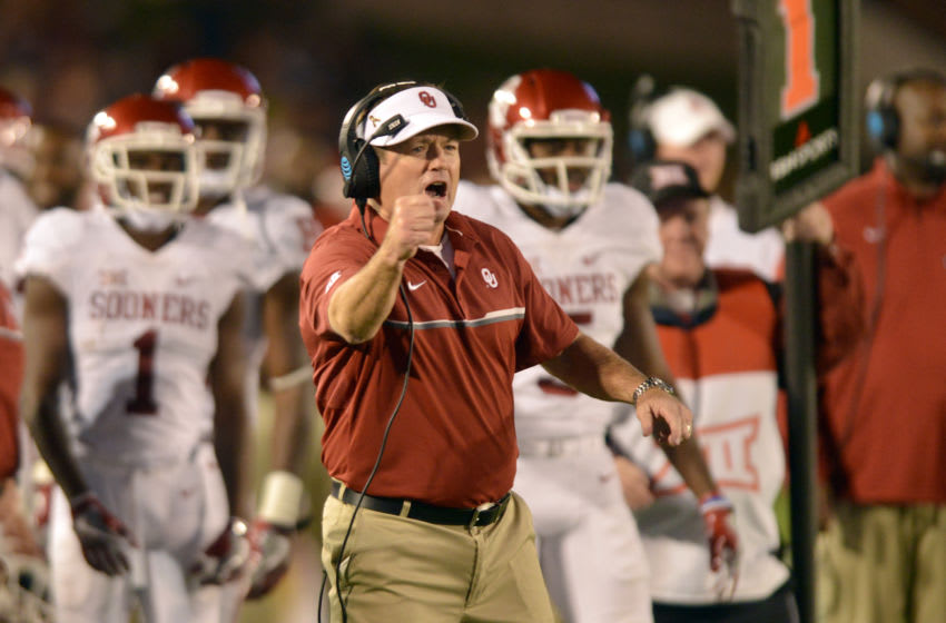 Bob Stoops will forever be a Sooner, but what if history were different?