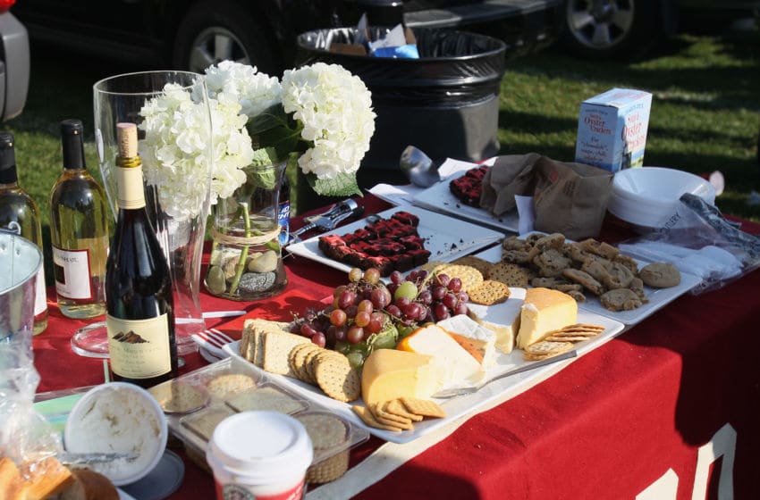 Ultimate college football fan tailgating essentials guide