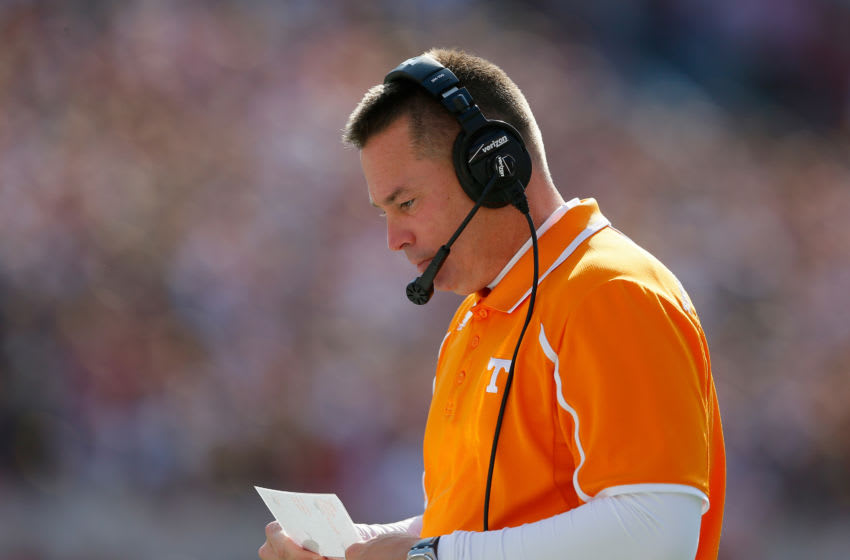 Tennessee football: Former Vols slam Chris Weatherd over Butch Jones