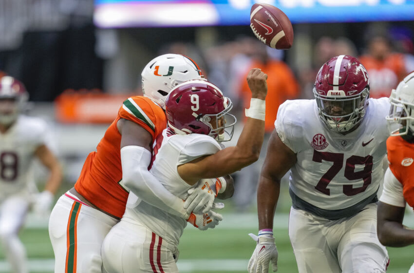 Chantz Williams transferring after falling out of Miami football DL ...