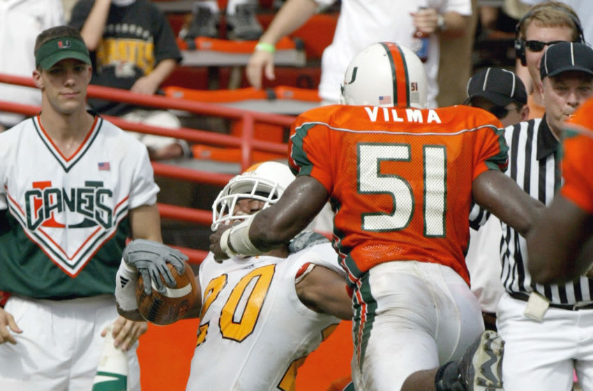 Miami football legend Jonathan Vilma likes switch to spread offense