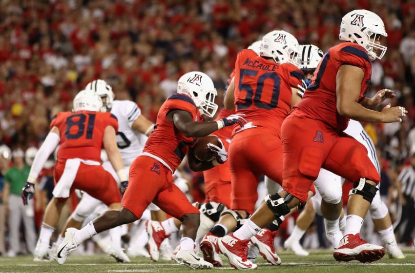 Arizona Football: Coach Kyle DeVan will straighten out the O-Line