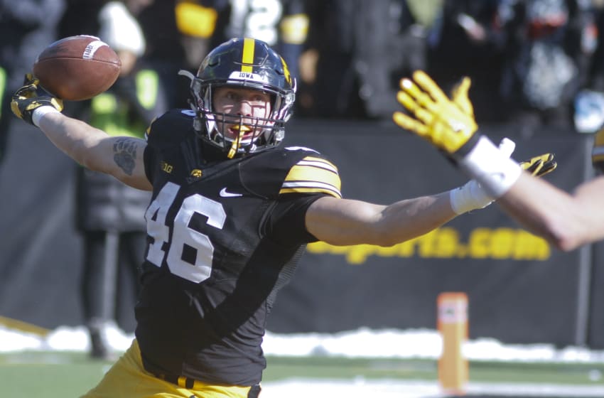Iowa football: Top father and son duos in Hawkeyes history