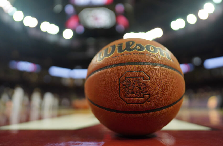 South Carolina Basketball: Gamecocks land elite post player commitment