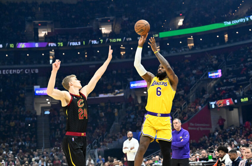 The 3 best 3-point shooters currently on the Lakers roster