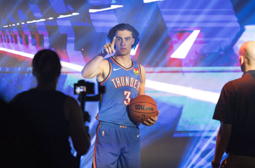 Did OKC Thunder confirm the starting five during Photo shoot?