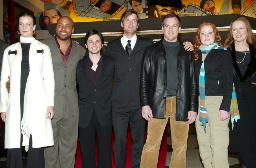 Six Feet Under cast ages: How old was the cast then (and now)?