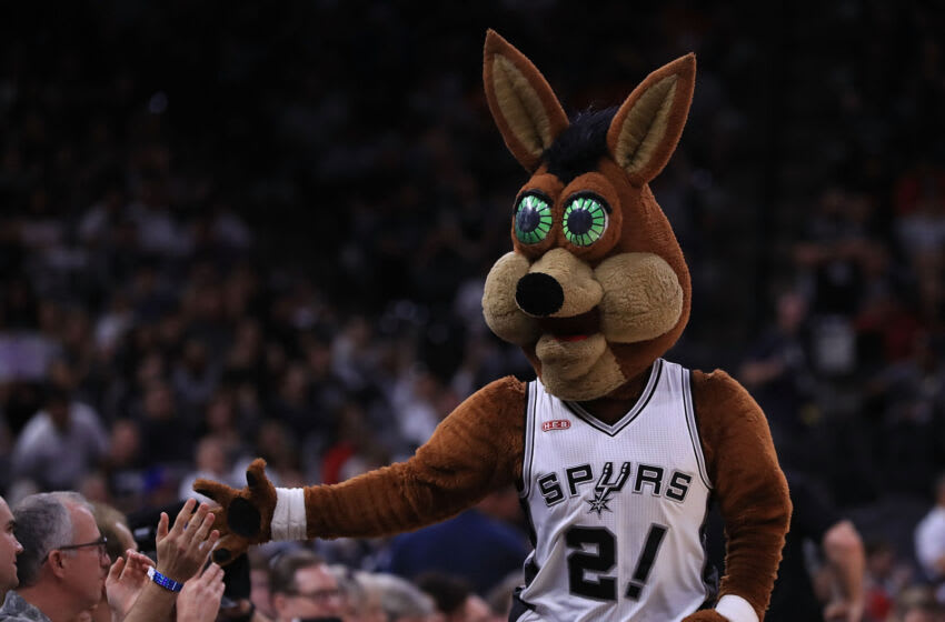 San Antonio Spurs mascot pretty unpopular, fan poll shows