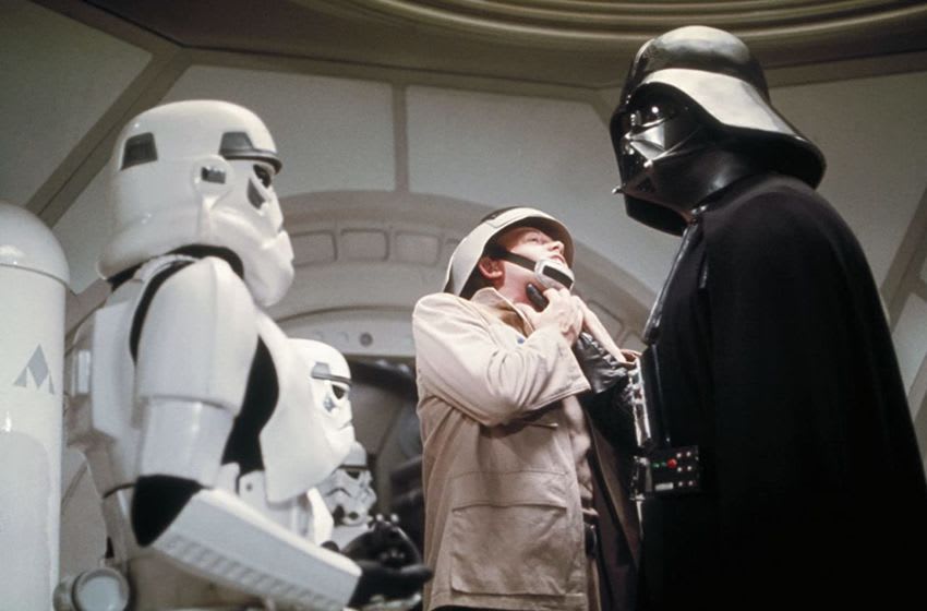 Viral video: Wife discovers ‘French-style’ rug actually has hidden Star ...