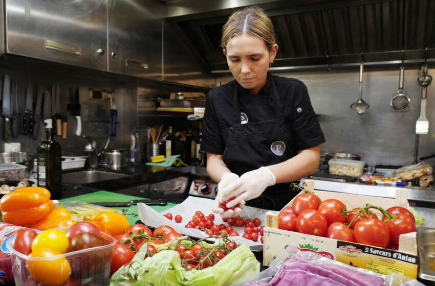 Ileisha Dell, Below Deck Sailing Yacht chef, showcased her culinary ...