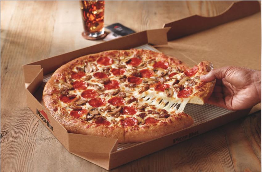 Pizza Hut delivers a deal with $10 Tastemakers pizza