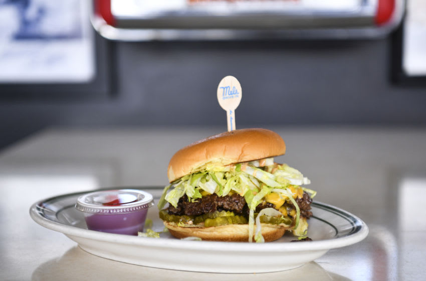 Roy Rogers introduces the brand new Big Sky Burger