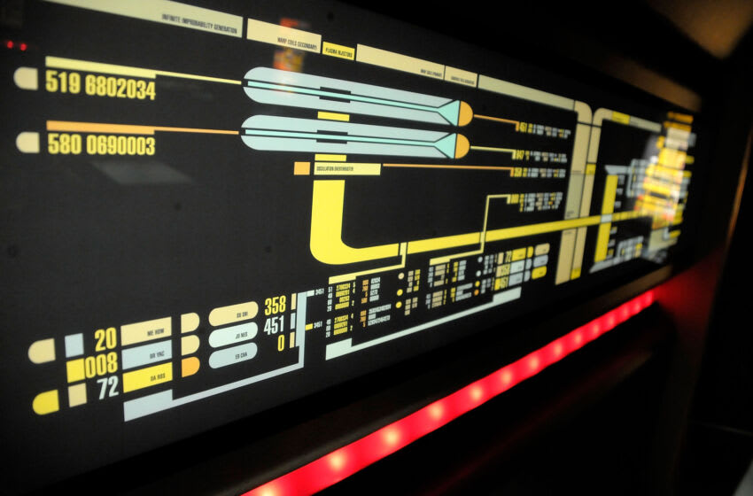 A Star Trek fan built a shuttlepod case for his PC and it’s incredible